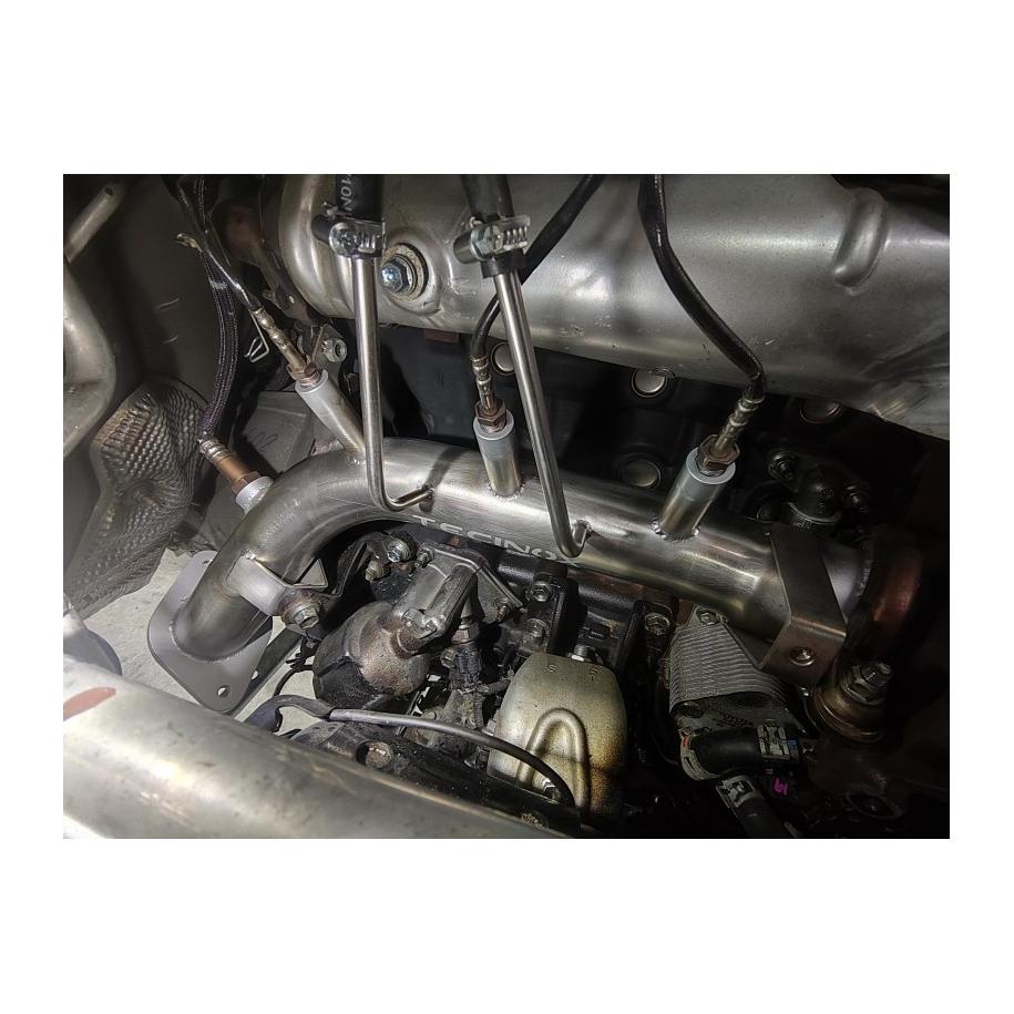 Tube inox de bypass d'Adblue Toyota Hilux Revo 2.4D D4D