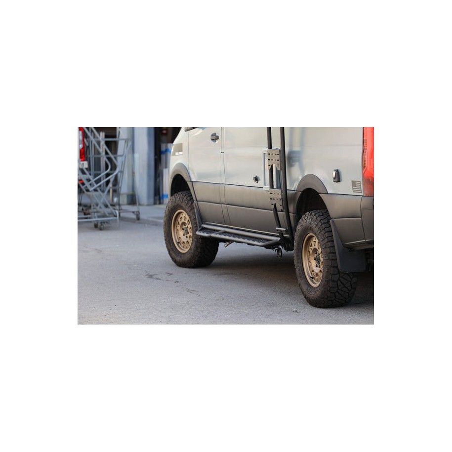 Marche-pieds OWL Explorer pour Sprinter 907 | Montpellier4x4.com ...