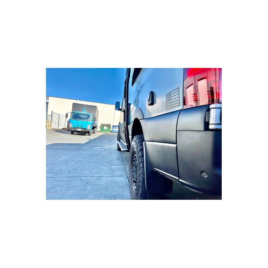 Marche-pieds OWL Explorer pour Sprinter 907 | Montpellier4x4.com ...