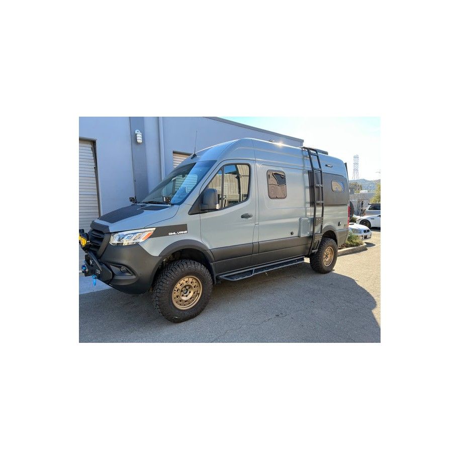 Marche-pieds OWL Explorer pour Sprinter 907 | Montpellier4x4.com ...